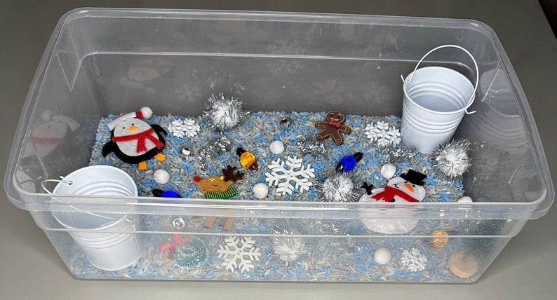 Winter Sensory Bin, Christmas Sensory Bin, Montessori Independent Open ...