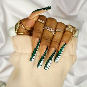 SWAMP THING Press on Nails - Etsy