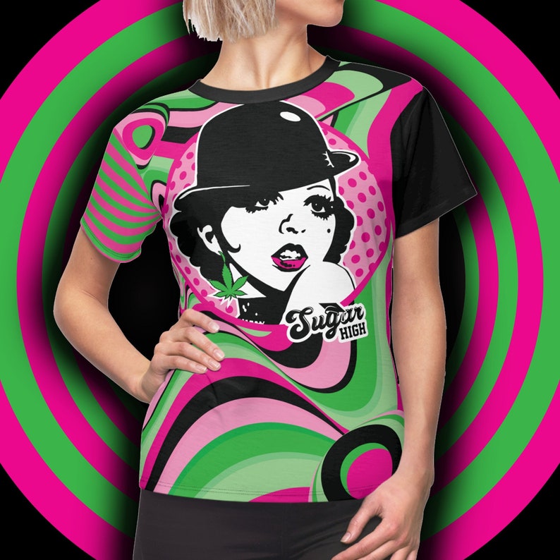 Cabaret Allover Stoner Tee à manches courtes / Pothead / Stoner Girl ...