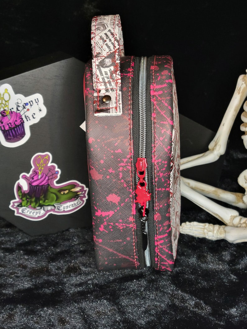 Serial Killer Coffin Makeup Bag - Etsy