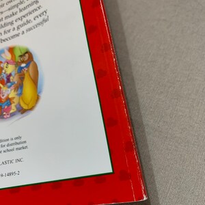 A Winnie the Pooh First Reader, Pooh’s Christmas Gifts, 1999, #17 - Etsy