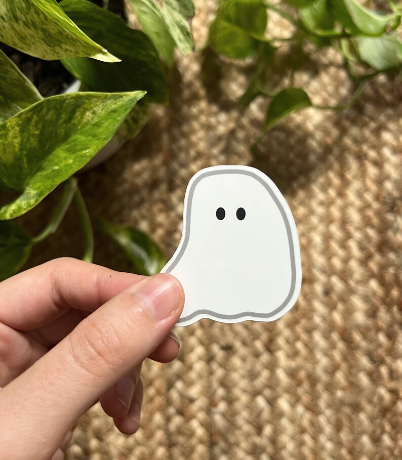 CUTE LITTLE GHOST Sticker / Vinyl Decal, Autumn, October, Ghosts ...