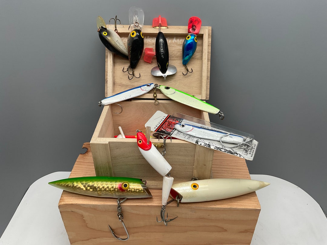 Fishing Lures, Box of 10 Vintage in Gift Box SHIPS FREE - Etsy