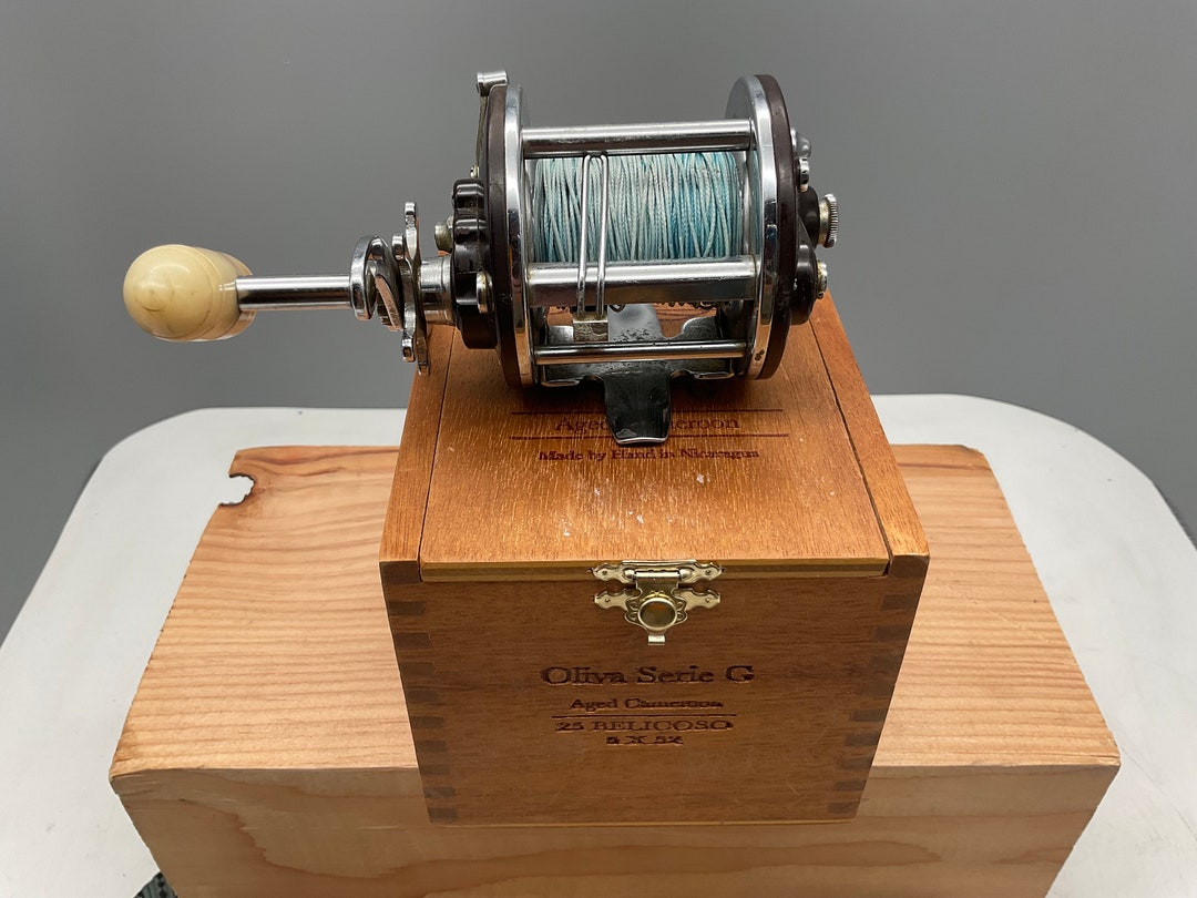 Level Wind, Casting Penn Peerless No. 9 Fishing Reel With Line. in Gift ...