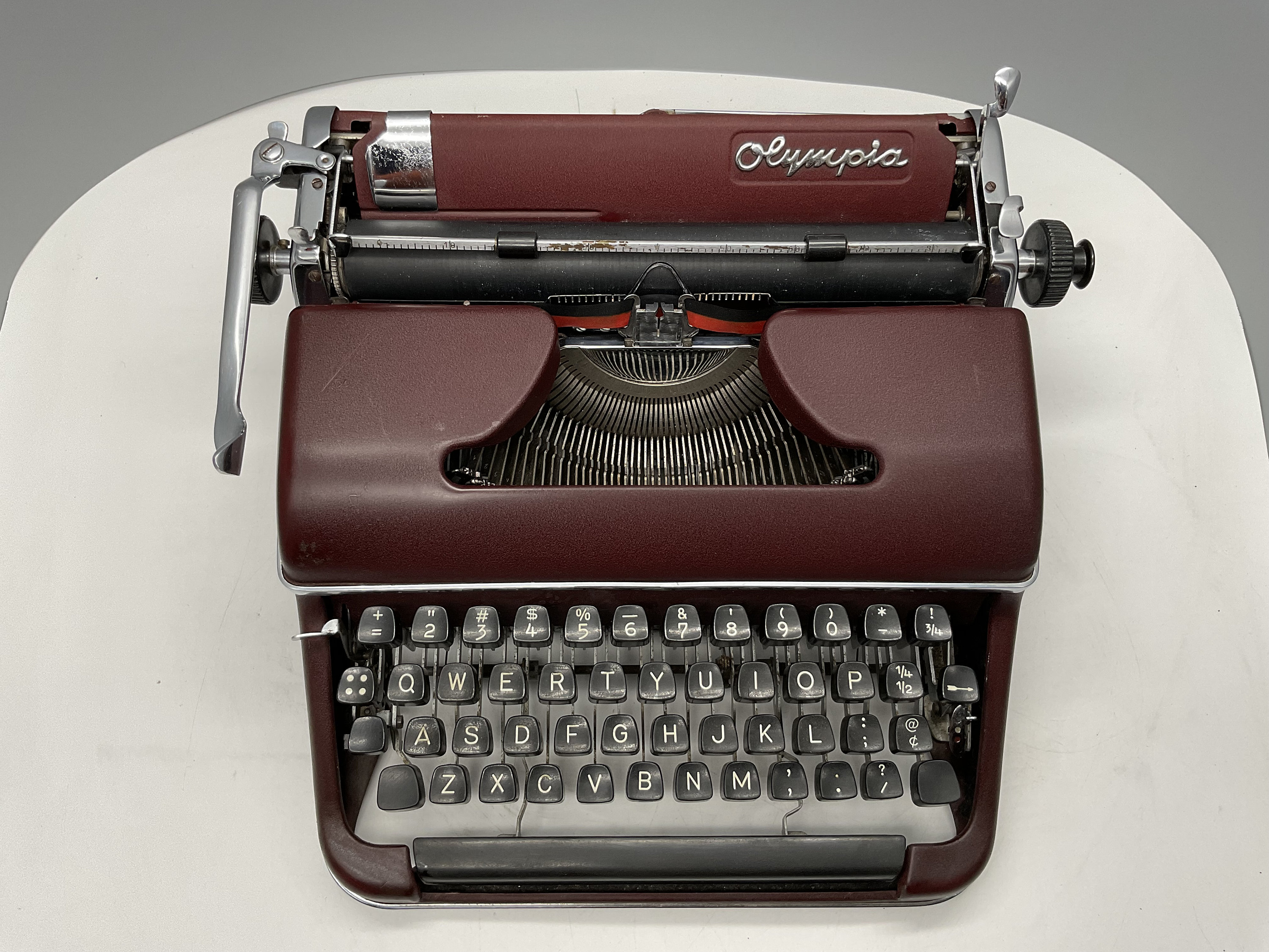 1951 Olympia SM 2 Typewriter, Dark Red/burgundy King of Typewriters ...
