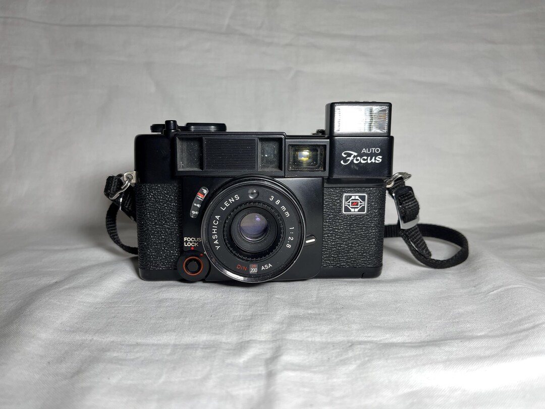 Yashica Autofocus Rare! Vintage Point and Shoot for 35mm Film - Etsy