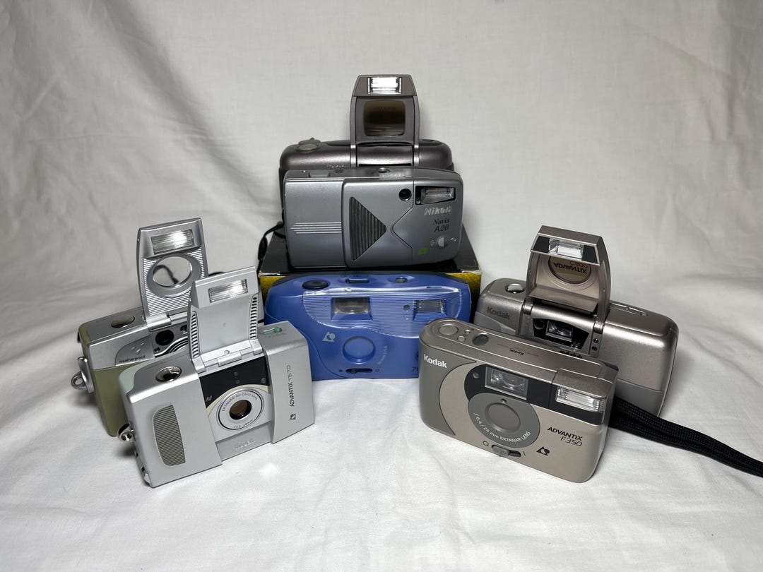 Vintage Basic Compact Point and Shoot Cameras for APS Film | Mixed ...