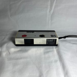 Kodak Pocket Instamatic 200 Vintage Camera for 110 Film - Etsy
