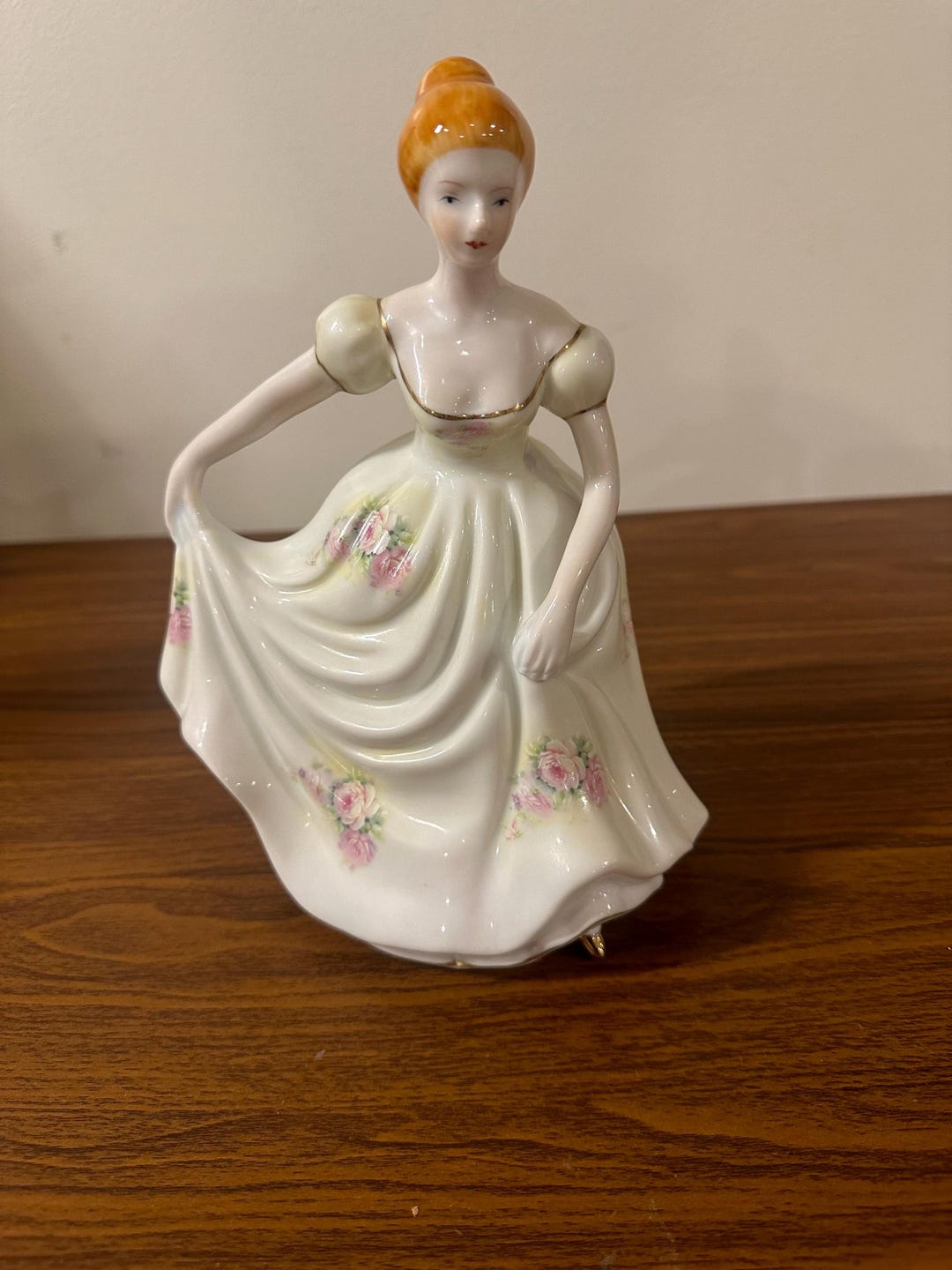 Vintage Porcelain Dancing Lady Figurine - Etsy