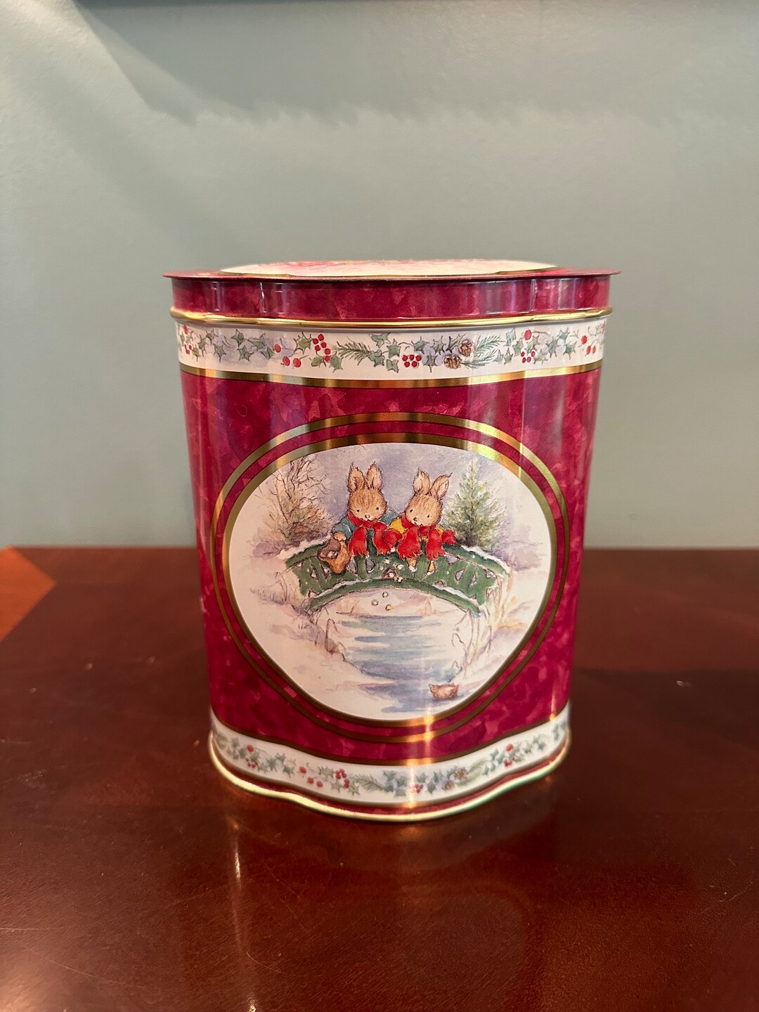 Vintage Biscuit Tin Bunny Family Burgundy Gold Trim, Made in England ...