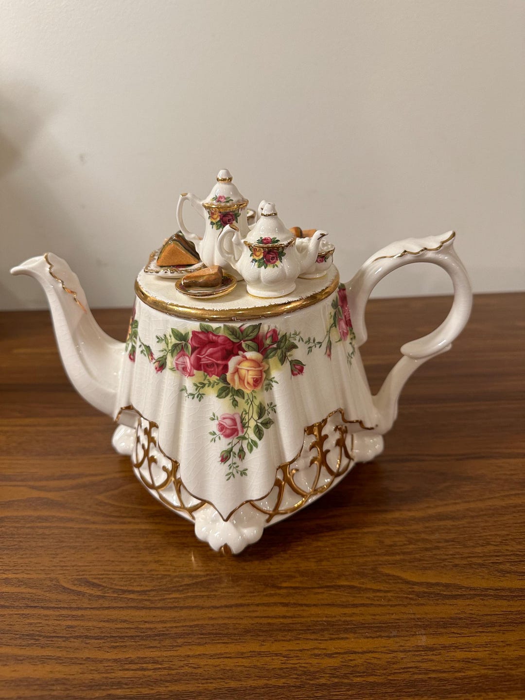 Rare 1996 Royal Doulton Old Country Roses Victorian Tea Party Tea Pot ...