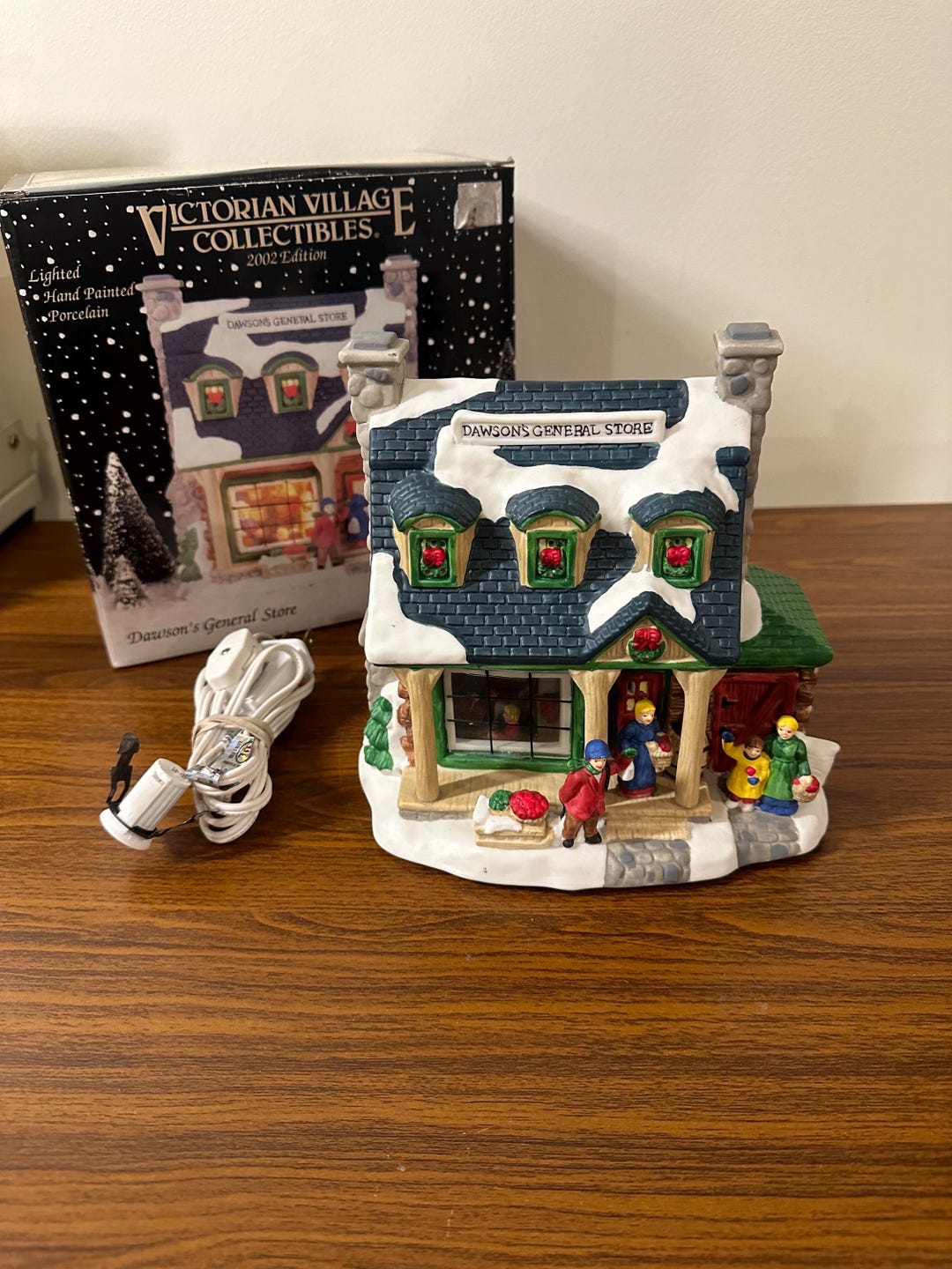 Vintage Victorian Village Collectibles 2002 Hand Painted Porcelain ...