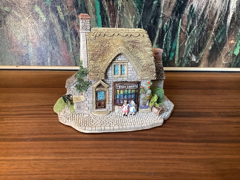 Lilliput Lane Village Shops Penny Sweets 1992vintage Lilliput Lane ...