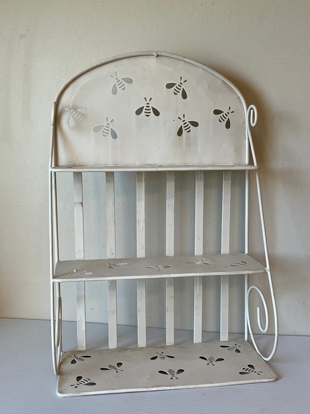 Metal Wall Shelf With Honey Bees Cut Out, 3 Tier Decorative Rack, Bee ...