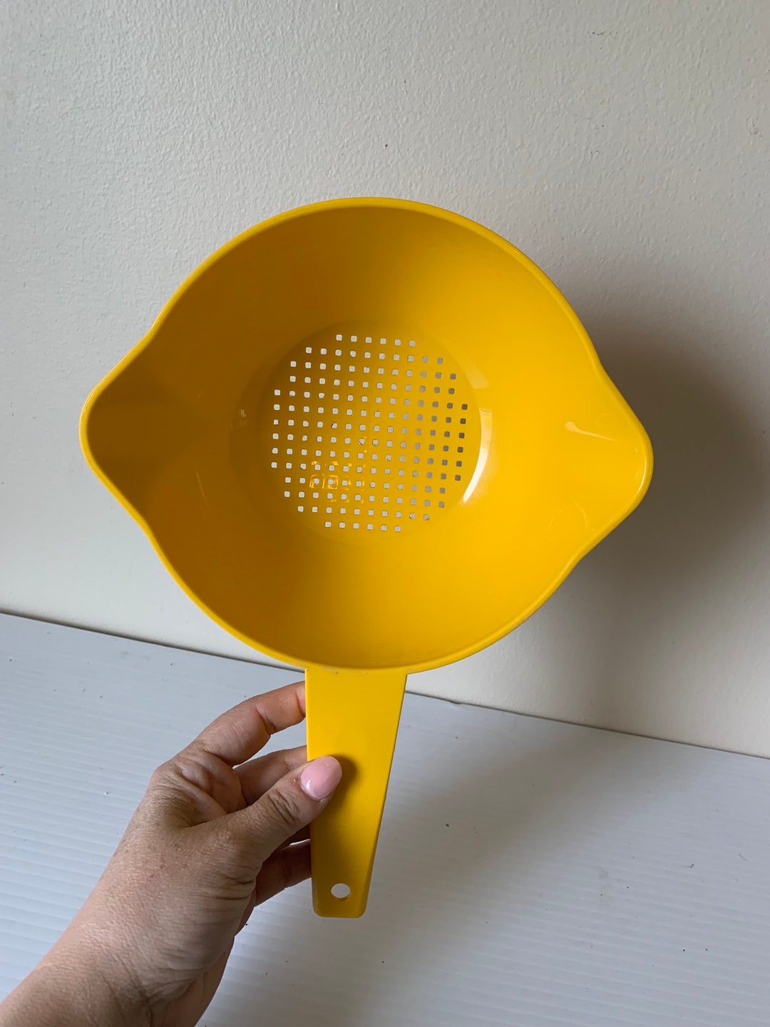 Vintage Yellow Colander Strainer, Classic Tupperware, 8-inch 1QT ...