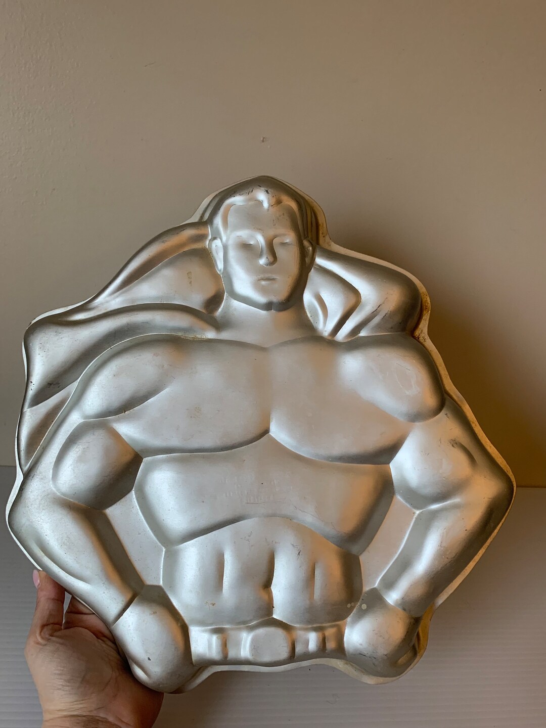 Superman Cake Pan, Batman-inspired Baking Mold, Vintage 70s Wilton ...