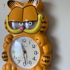 Rare Vintage Garfield Wall Clock: A Timeless Piece for Garfield ...