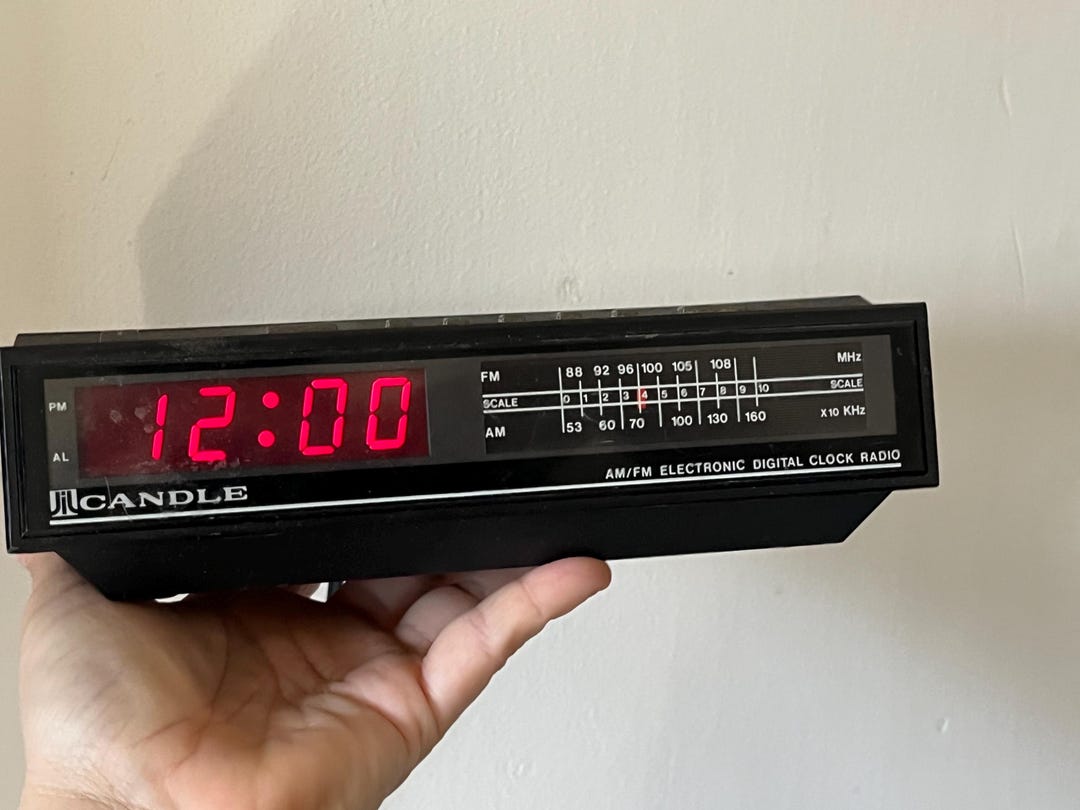 AM FM Vintage Candle Clock Radio, Retro Radio With Clock, Decorative ...