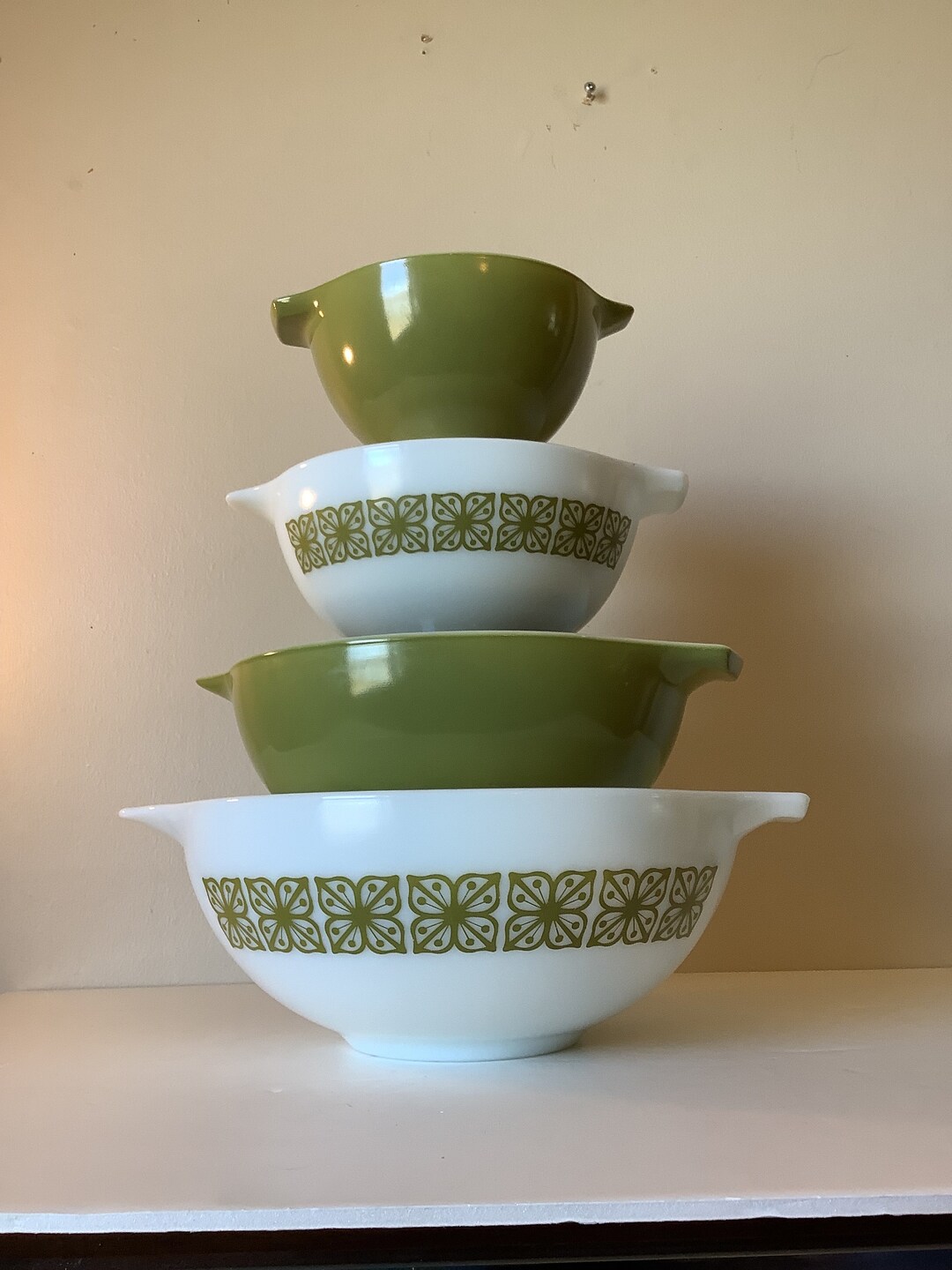 Green Pyrex Mixing Bowls Set With Crazy Daisy Pattern, Vintage Kitchen ...