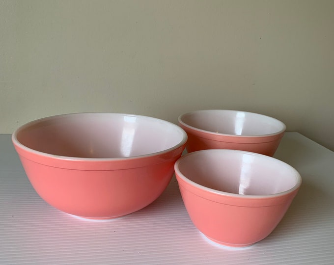 Pink Pyrex Nesting Bowls, Set of 3, Retro Kitchenware, Vintage Glass ...