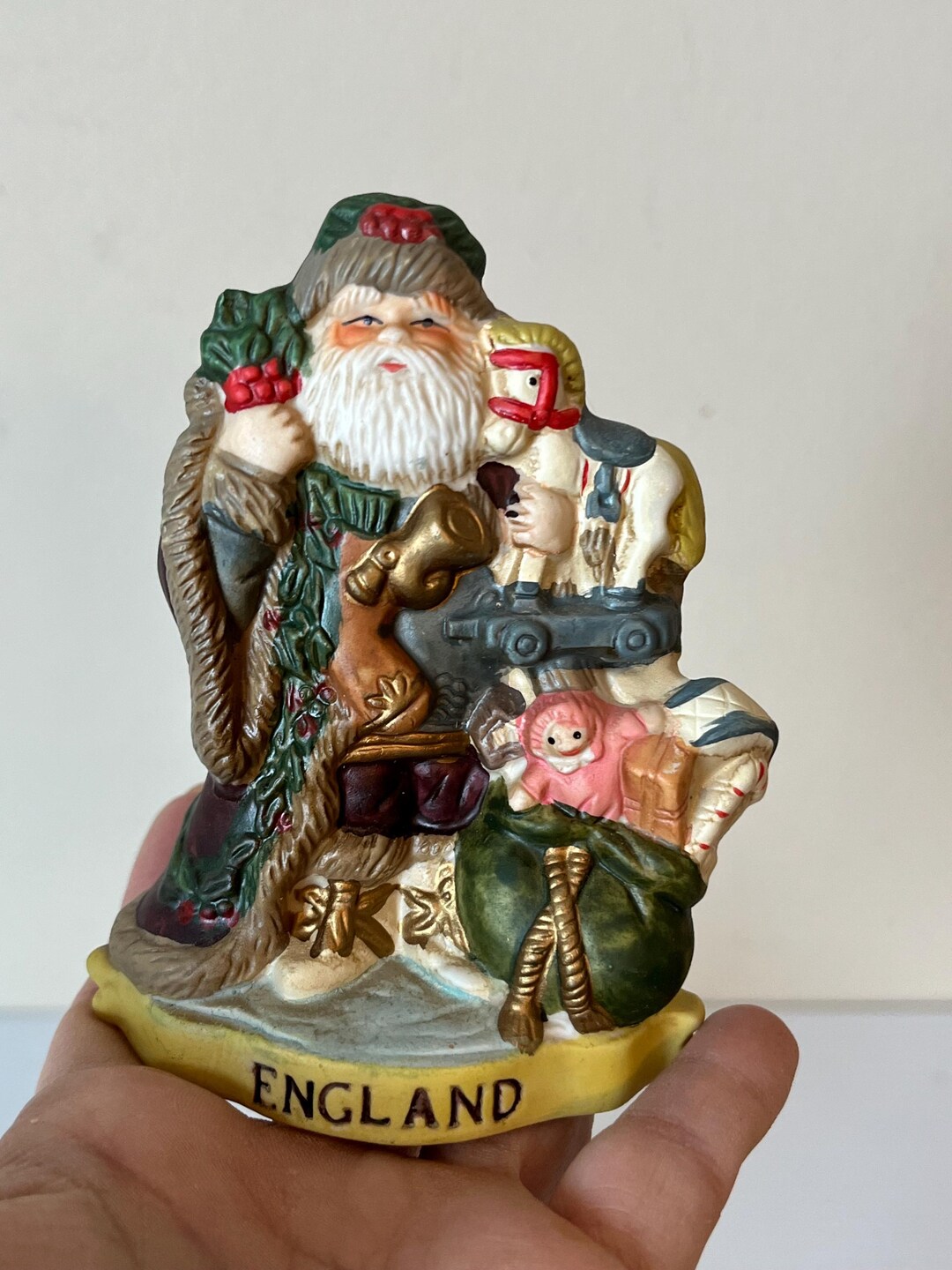 Vintage England Santa Claus Figurine, Santa of the Nations Collectible ...