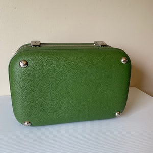 Travel in Style With Vintage Green Carry-on Luggage: Compact Hard Shell ...