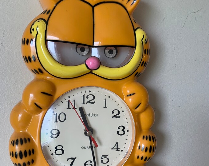Garfield Wall Clock, Vintage Cartoon Clock, Retro Kitchen Decor, Cat ...