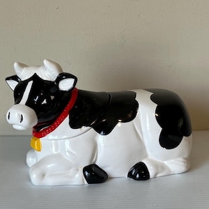 As is Vintage Ceramic Cow Cookie Jar, Farm Animal Kitchen Decor, Cow ...