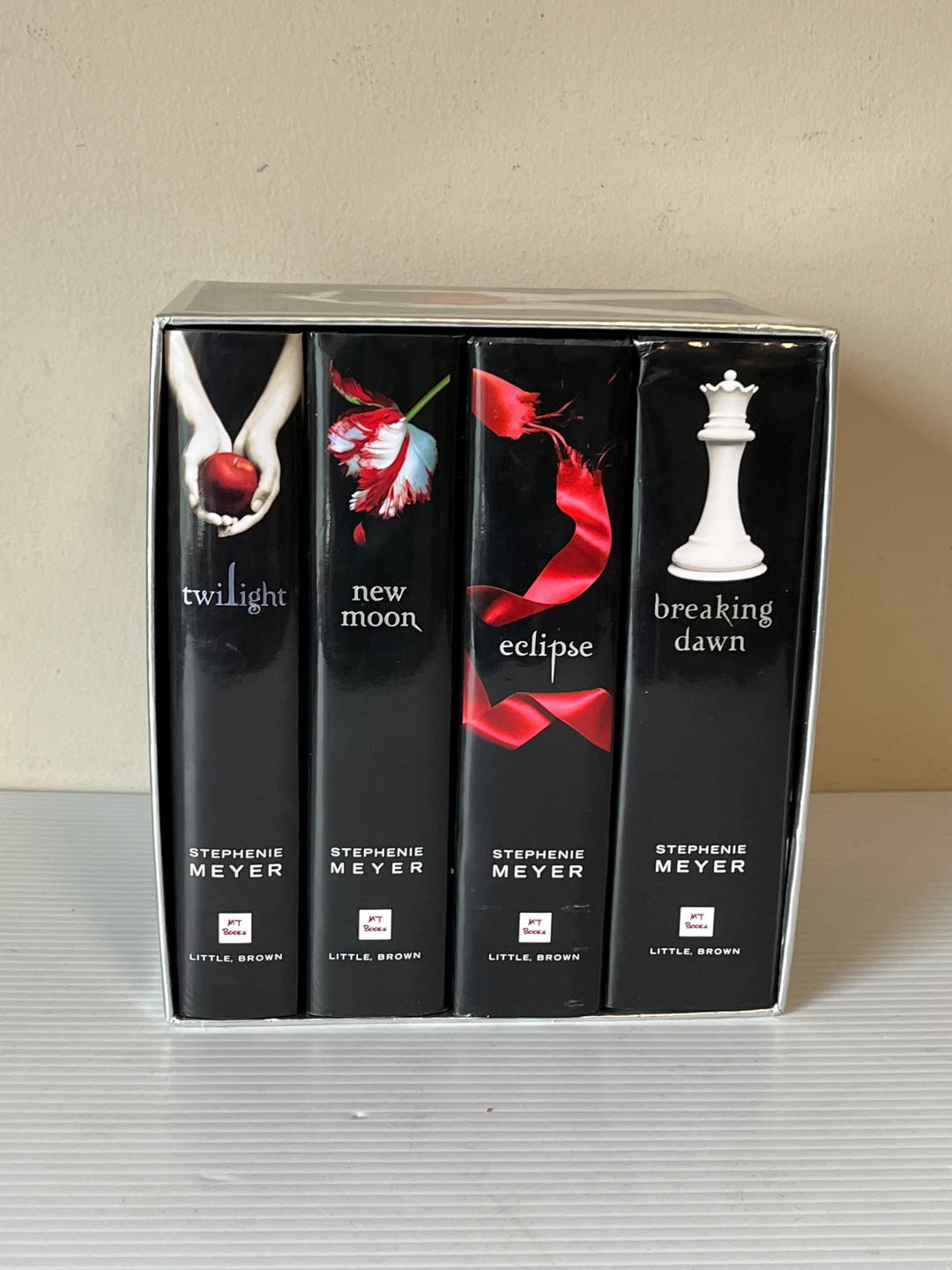 Twilight Saga Series Set, New Moon Eclipse Breaking Dawn, Hardback Art ...