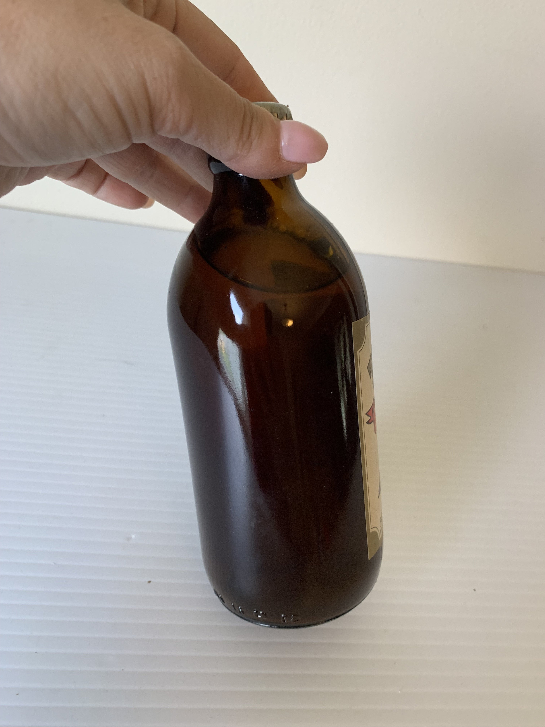 Classic Vintage Trapper Old Style Beer: Authentic Sealed Stubby Brown ...