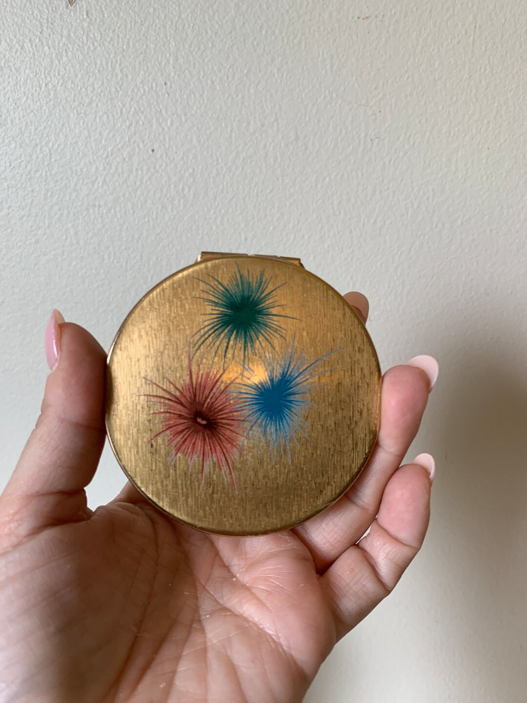 1950s Vintage Atomic Starburst Compact: A Gold Tone Stratton Powder ...