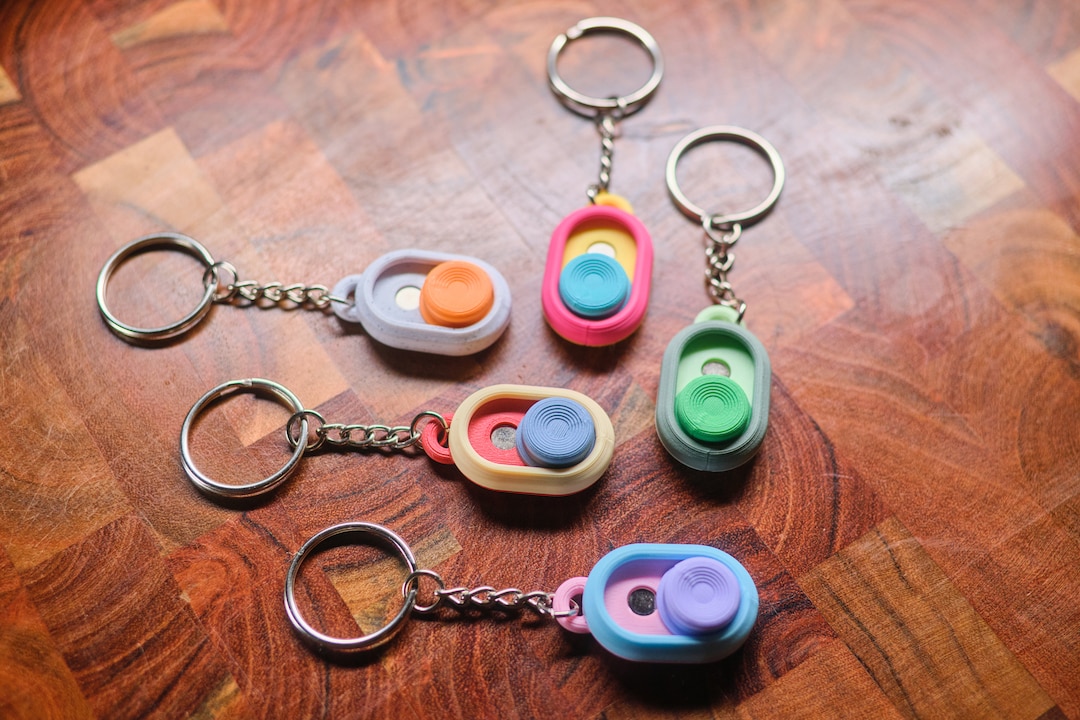 3D Printed Customizable Keychain Magnetic Haptic Slider Fidget Toy ...