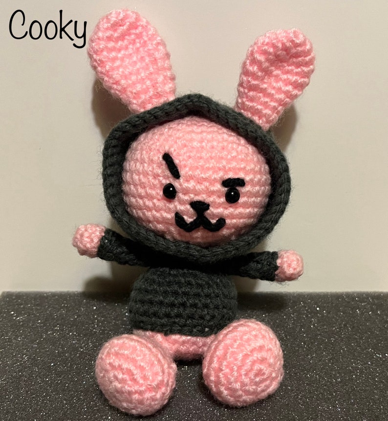 BTS, BT21 Crochet, K-pop Dolls, Amigurumi - Etsy