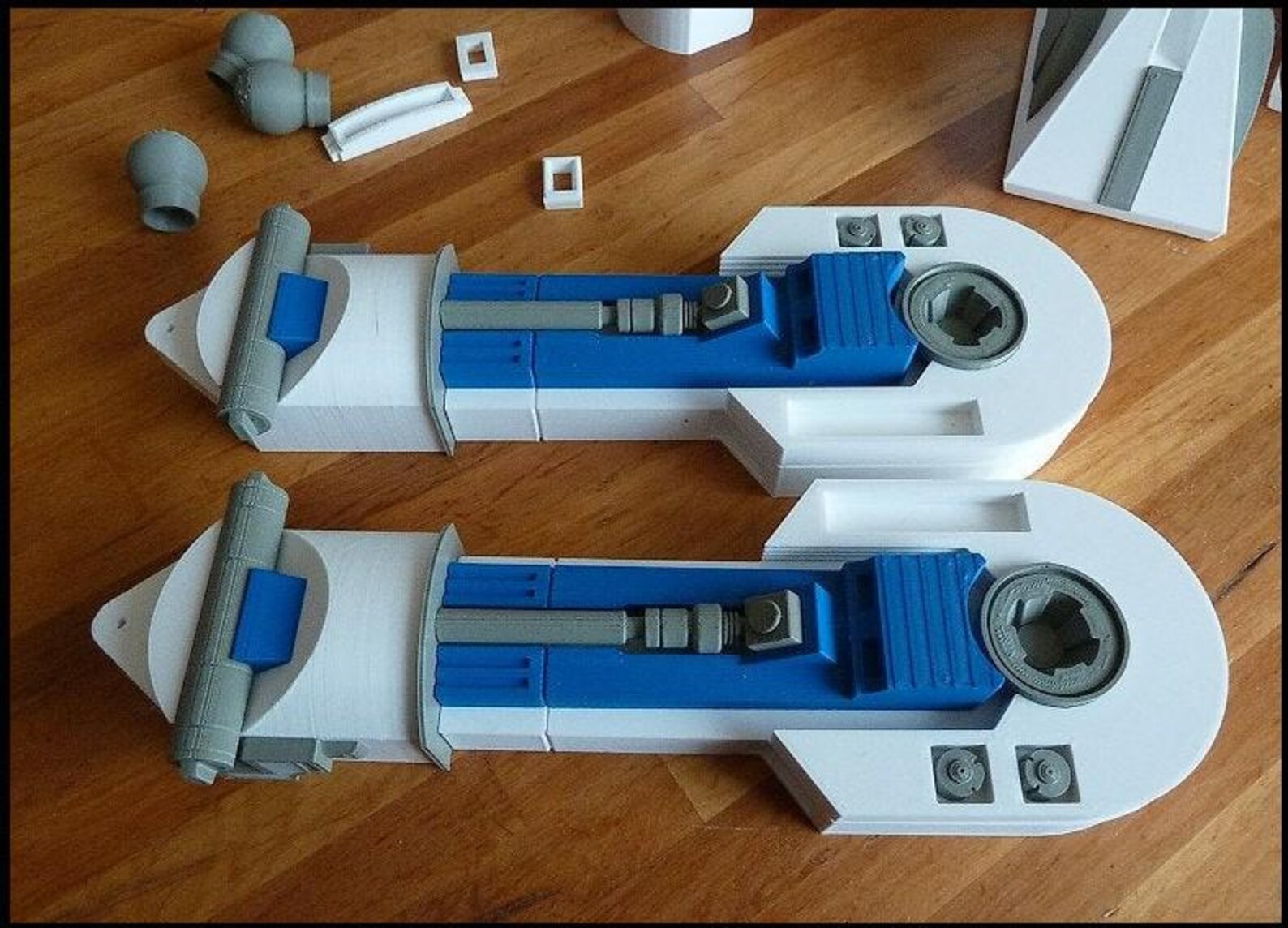 Astro-type Service Droid – Lifesize 3D Printable Build + Instructions ...