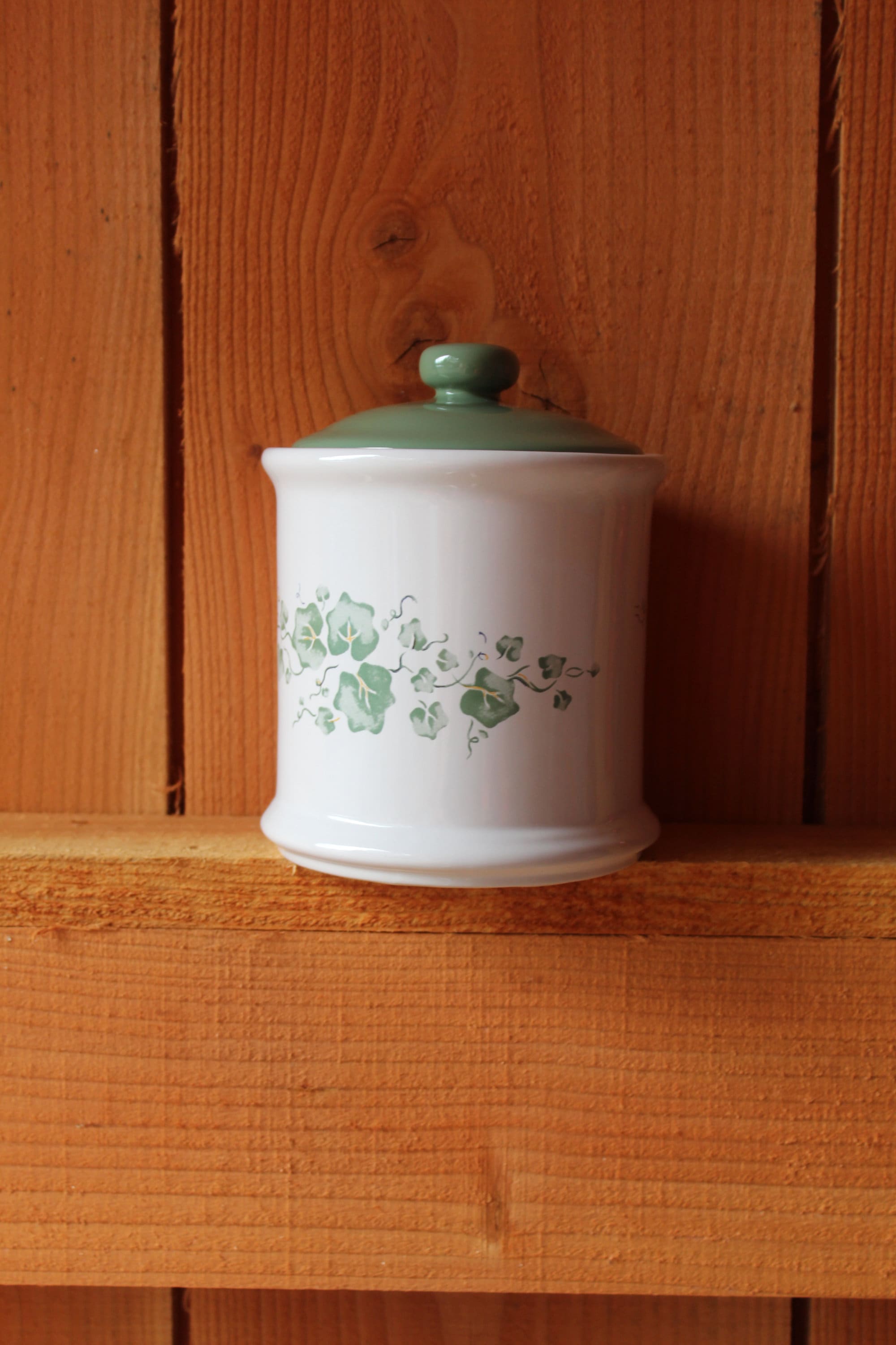 Corelle, Ivy Pattern, Vintage, 7x 5.5 Air Tight Lidded Ceramic Storage ...