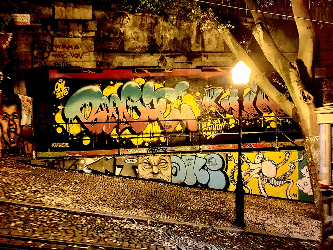 Graffiti Night - Etsy