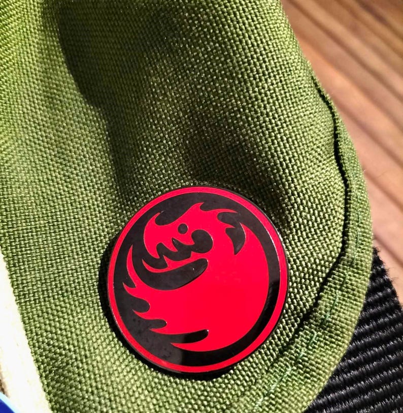 Hiccup's Dragon Badge Enamel Pin - Etsy
