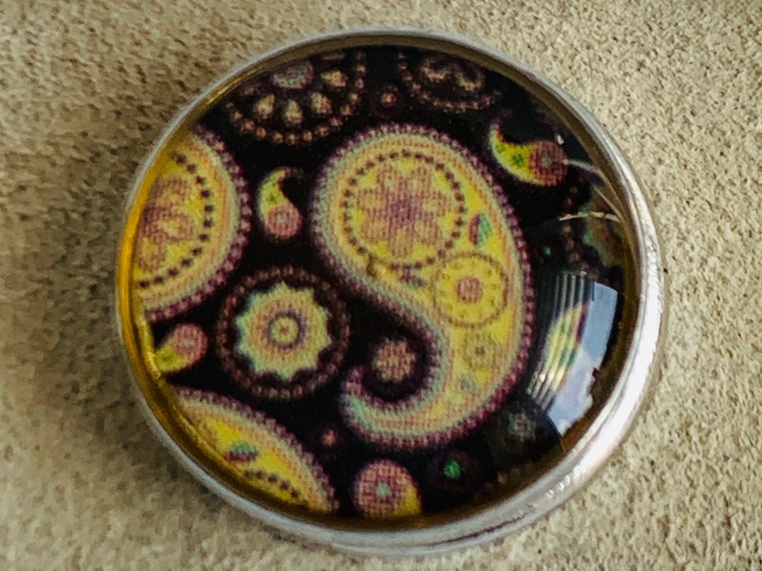 Mini Petit Chunks Easy Button Chunks Double Beads Paisley Pattern ...