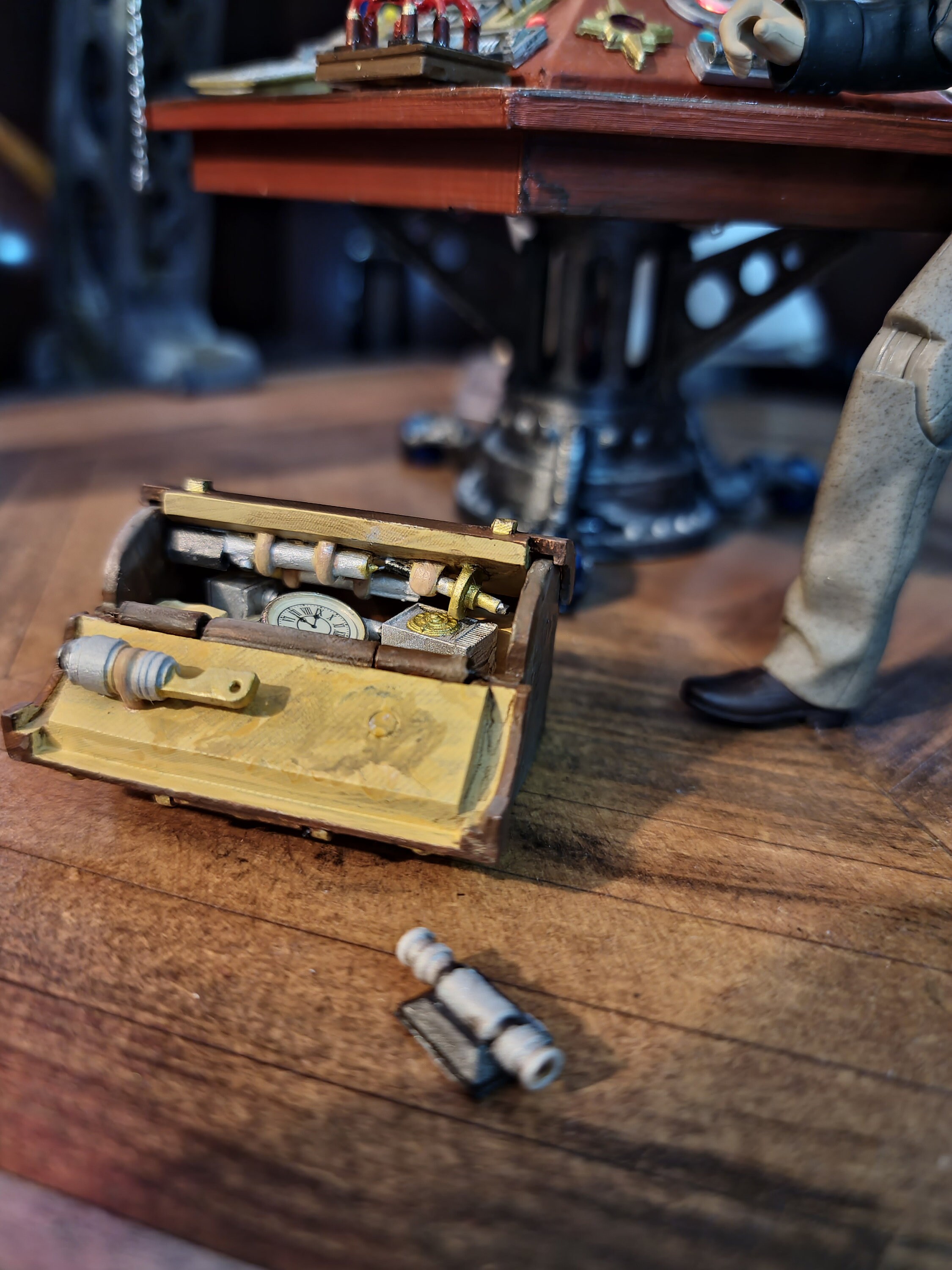 Doctor Who TV Movie Accessories 01: Paul Mcgann's Gladstone Bag Toolkit ...
