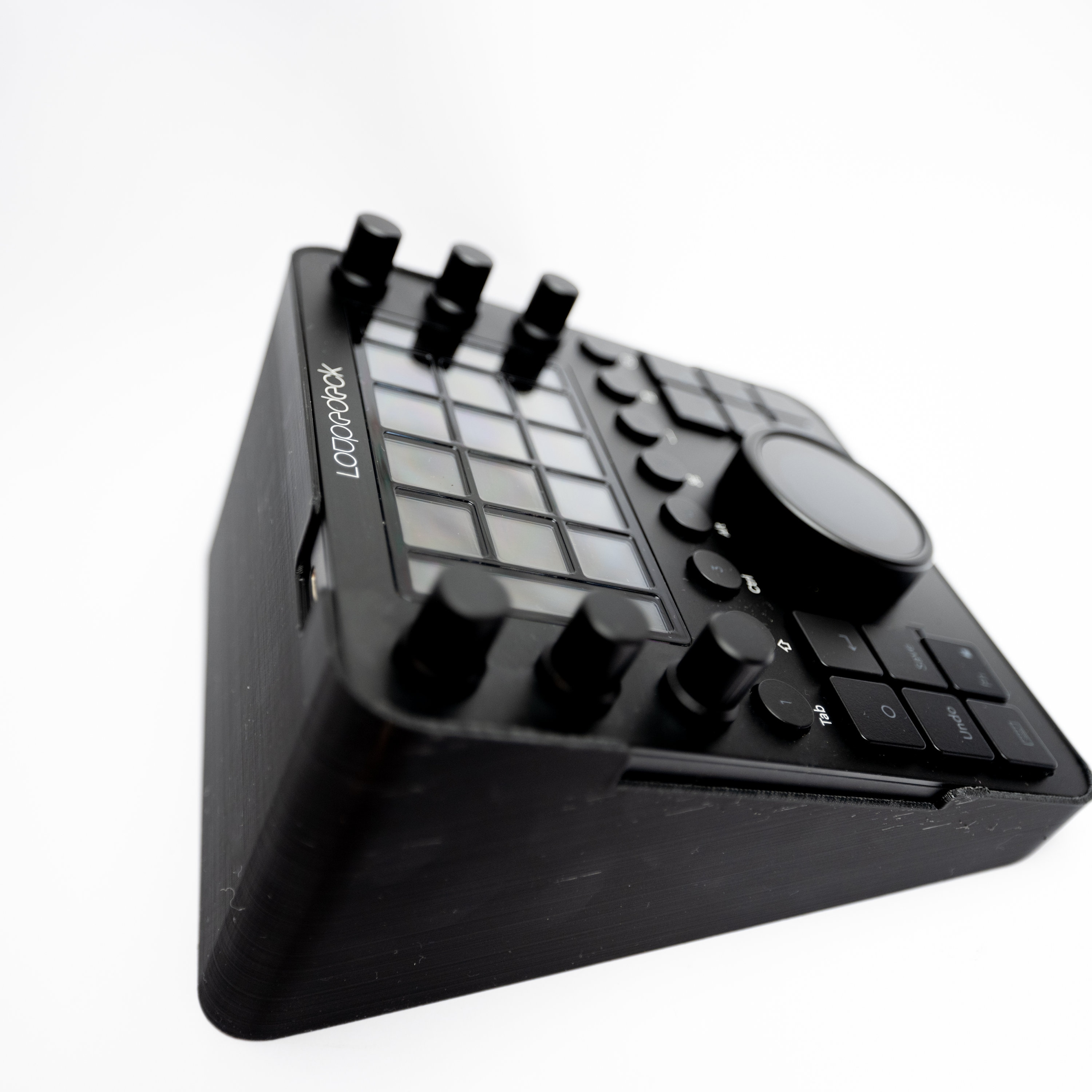Loupedeck CT Desk Stand 25 Degree Pitch Cradle Desk Mount Holder UK ...