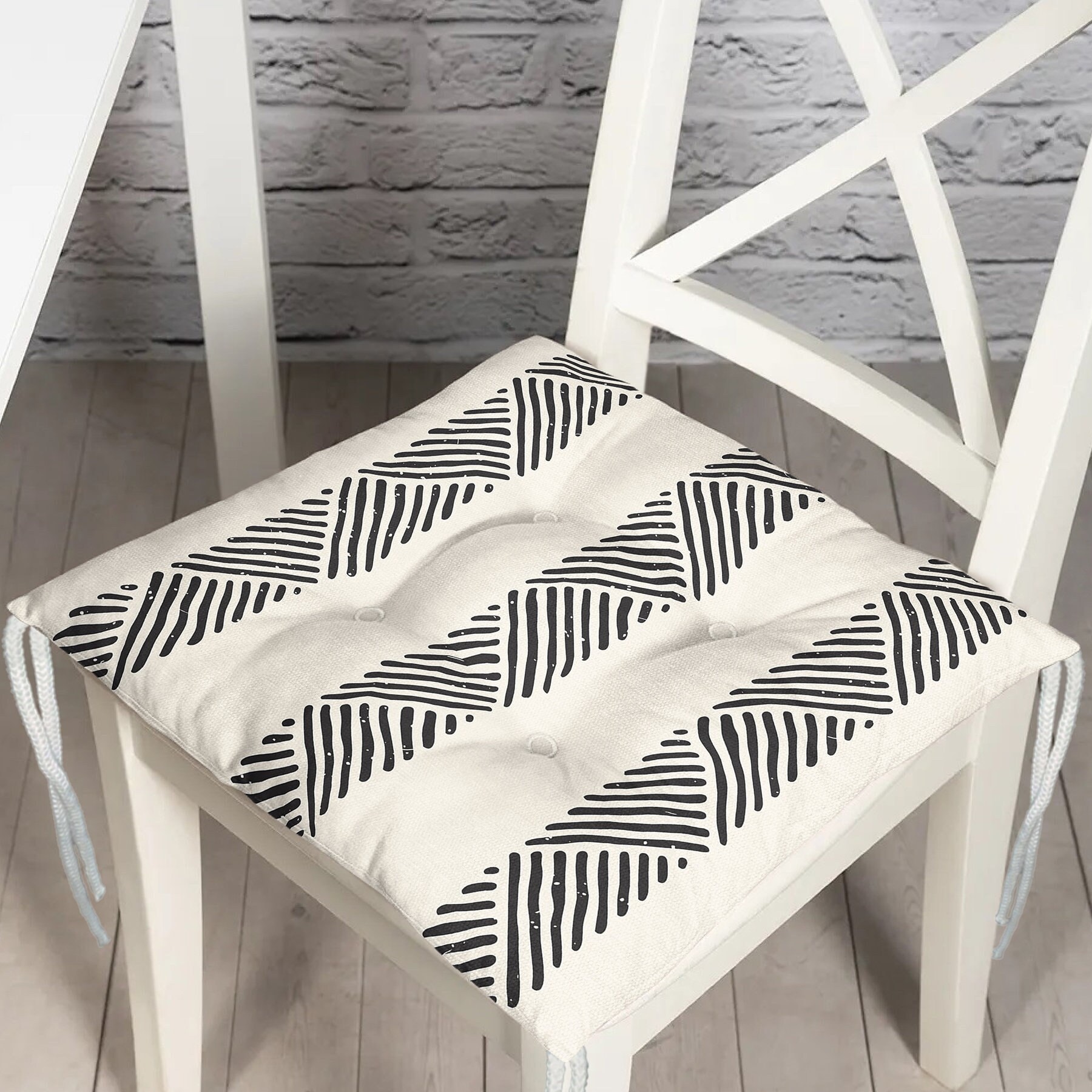 Scandinavian White Black Chair Pad, Monochromatic Seat Pads, Aztec ...