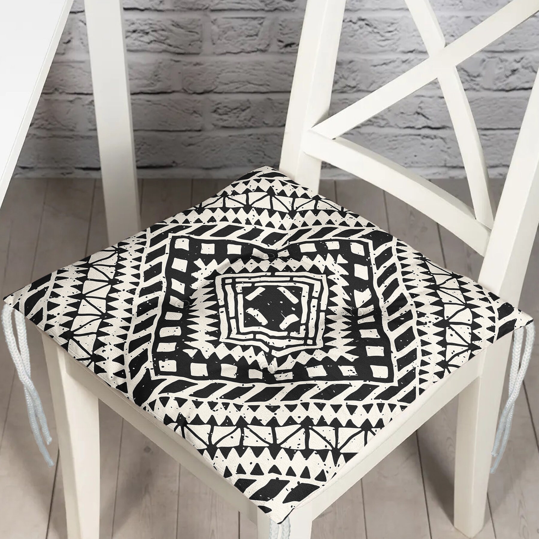Scandinavian White Black Chair Pad, Monochromatic Seat Pads, Aztec ...