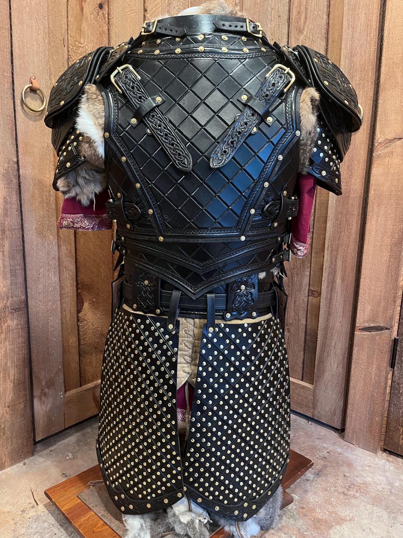 Moonfang Armor Set – Black Handcrafted Leather Armor With Wolf Knotwork ...