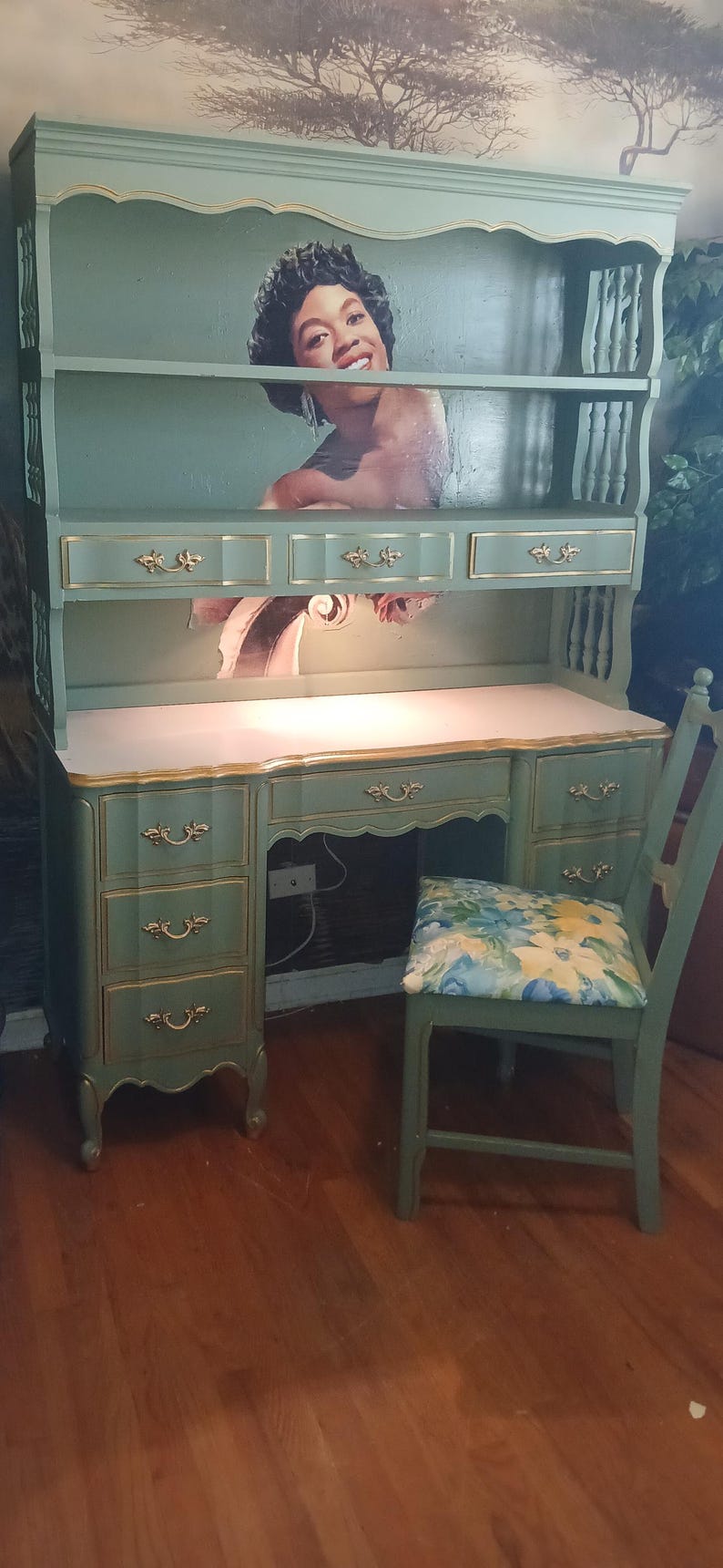 Vintage 70s Dixie Desk W/hutch & Chair Featuring Sarah Vaughan in ...