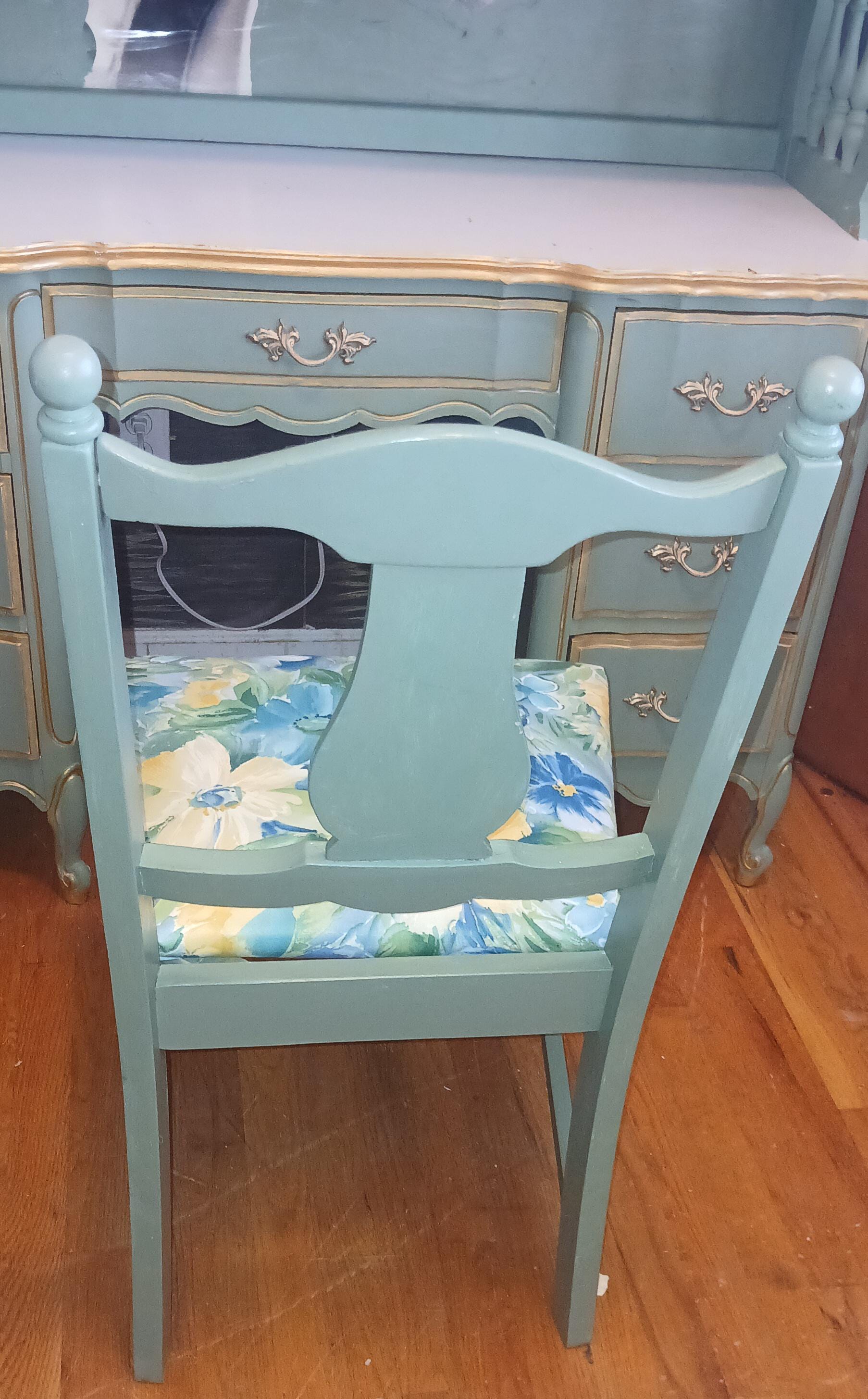 Vintage 70s Dixie Desk W/hutch & Chair Featuring Sarah Vaughan in ...