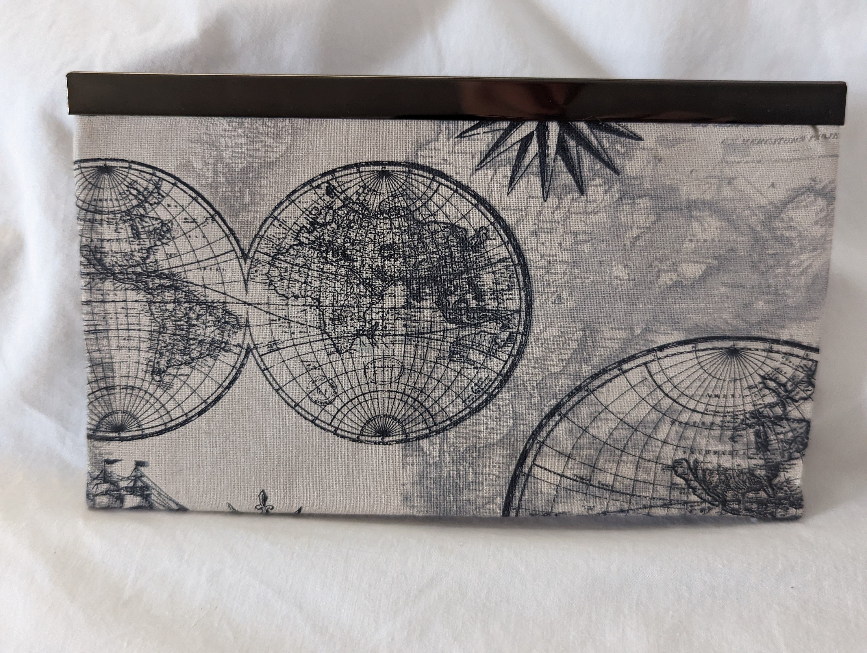Diva Wallet -world Map, Slim Wallet With Card Slots, Women's Wallet ...