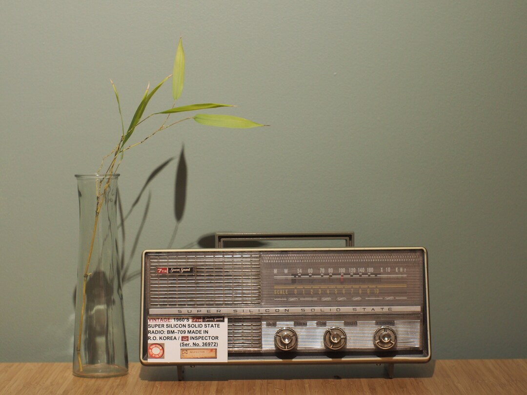 Vintage Korean Radio From the 1960's Super Silicon Solid State 7TR ...