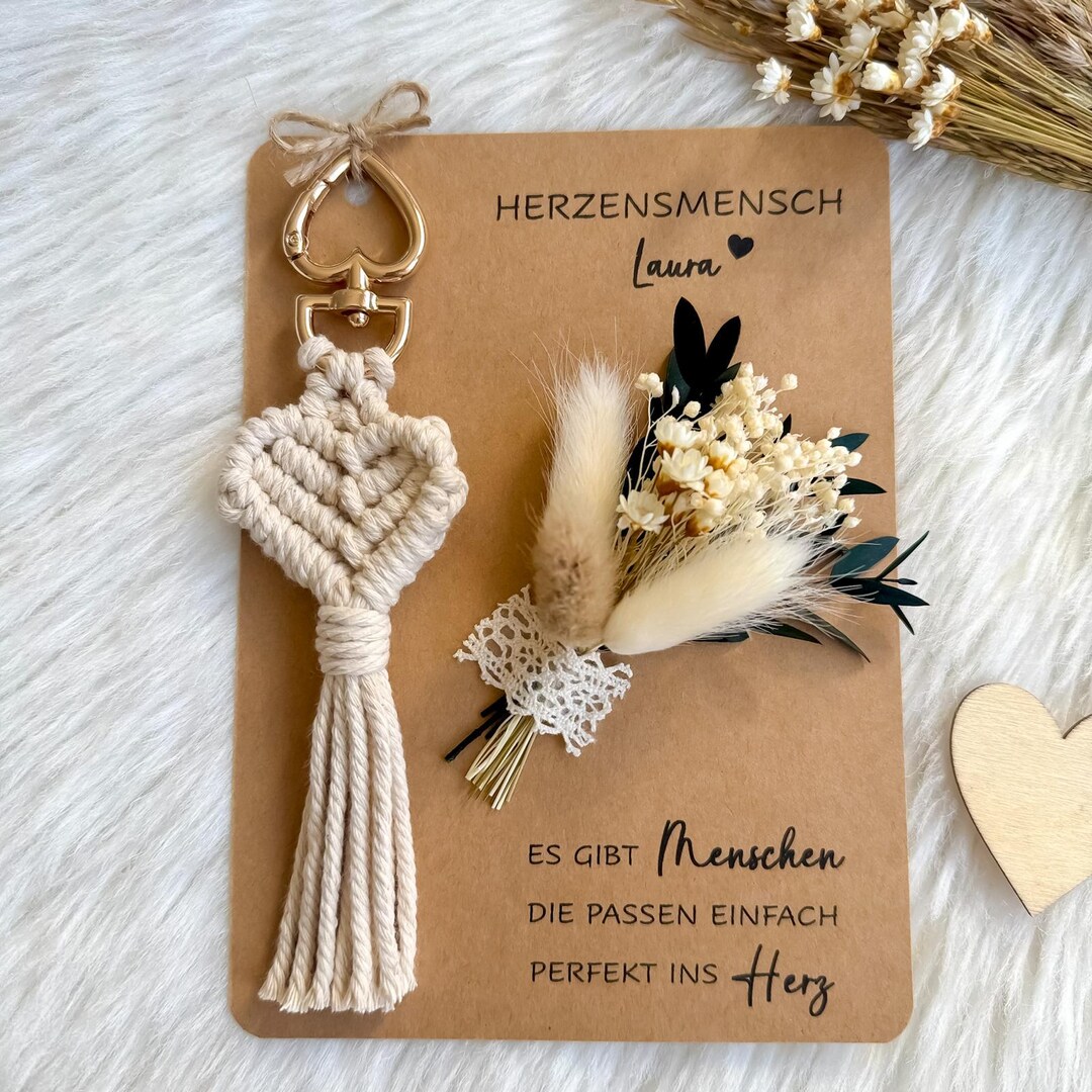 Personalized Card for a Loved One, Featuring Macrame and Dried Flower ...