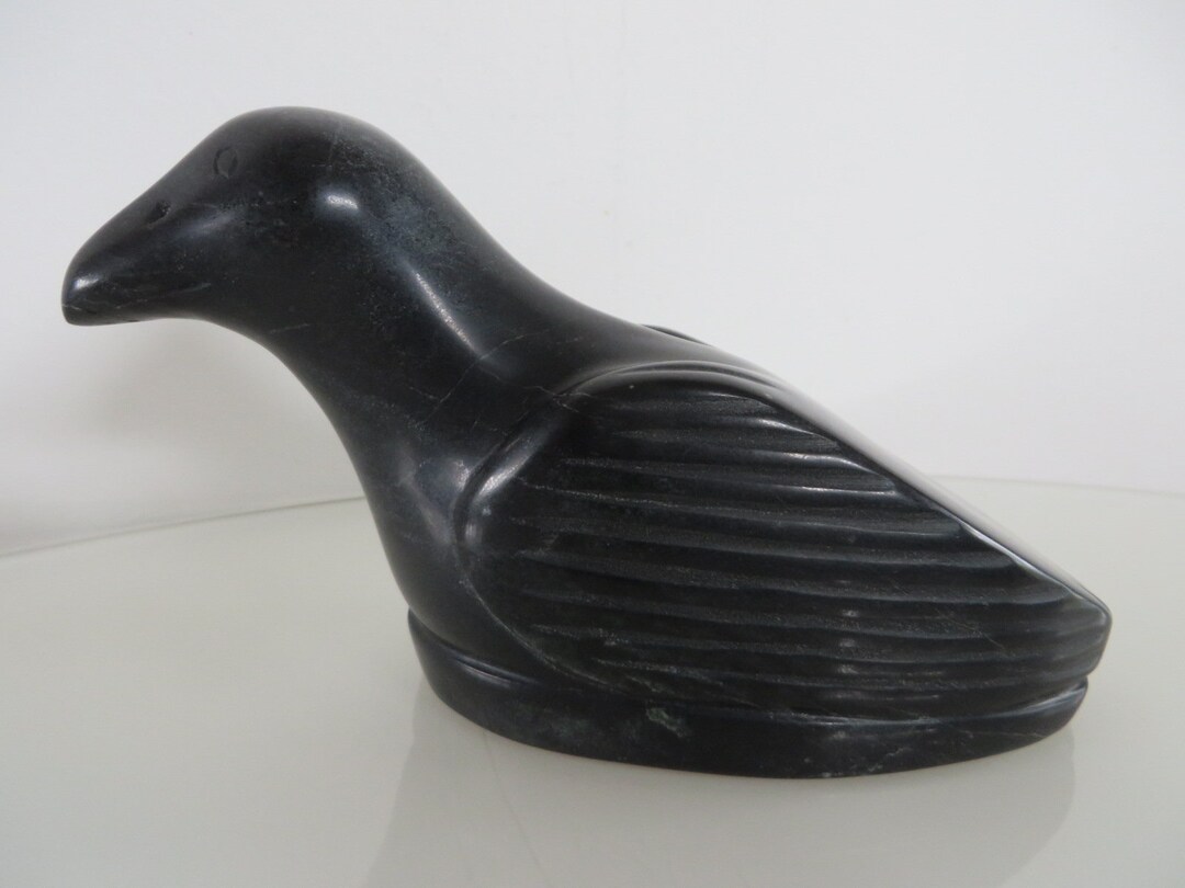 Inuit Eskimo Statue Carved in Soapstone. Inuit Art - Etsy