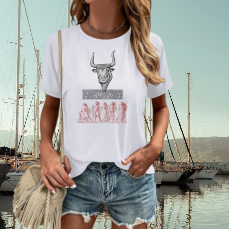 Greek Mythology, Crete Minotaur T-shirt, Ancient Greece, Unisex Shirt ...